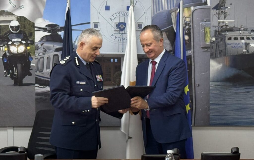 Διευρύνεται η συνεργασία μεταξύ Αστυνομίας και Ινστιτούτου Κύπρου ...